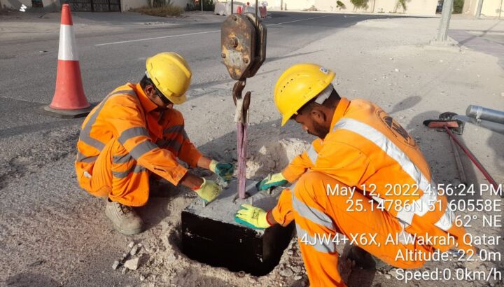 MAINTENANCE OF DAMAGED TRAFFIC SIGNBOARD – AIM Trading & Contracting